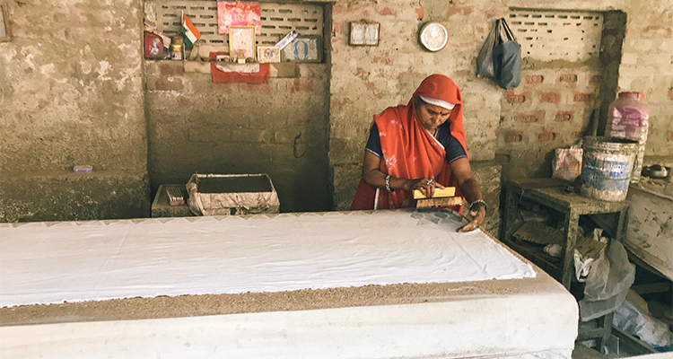 She knows how to carry her legacy but also to change – meet Phula Kaki ...